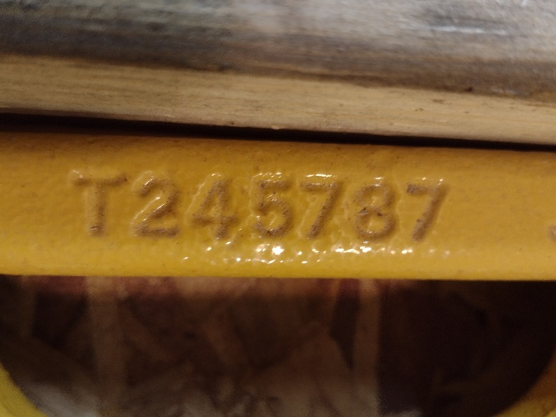 AT348835 - WEIGHT KIT fits JOHN DEERE | Price: $420.59 Stock: Wisconsin